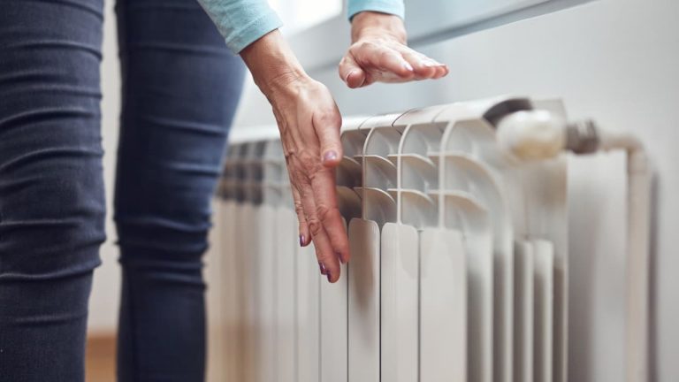 Quanto consuma tenere per 1 ora i termosifoni accesi? Le stime