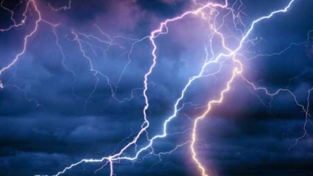 Fulmini e tuoni nel Bresciano: esondazioni e cantine allagate