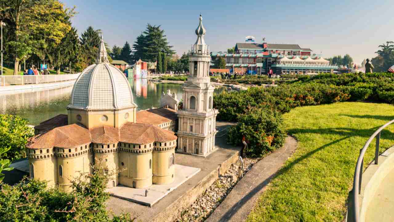 La mini Italia, uno spasso sia per grandi che piccini: si trova in ...